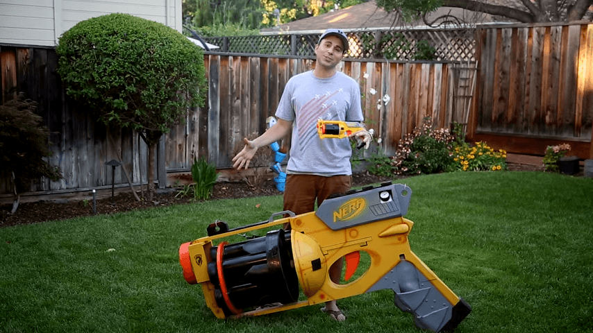 Le plus grand Nerf du monde a l'air vraiment génial - Pop culture ...