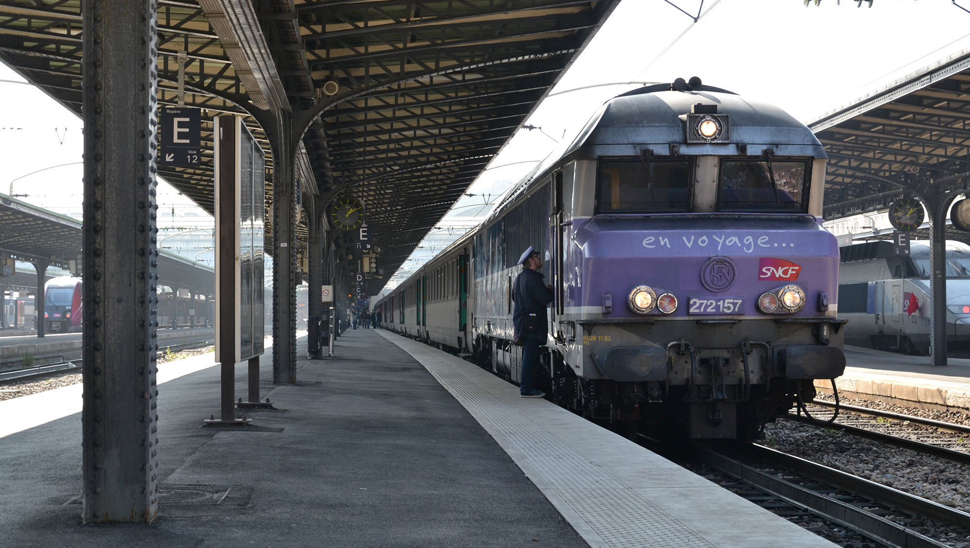 La SNCF inaugure le Wi-Fi sur une première ligne Intercités