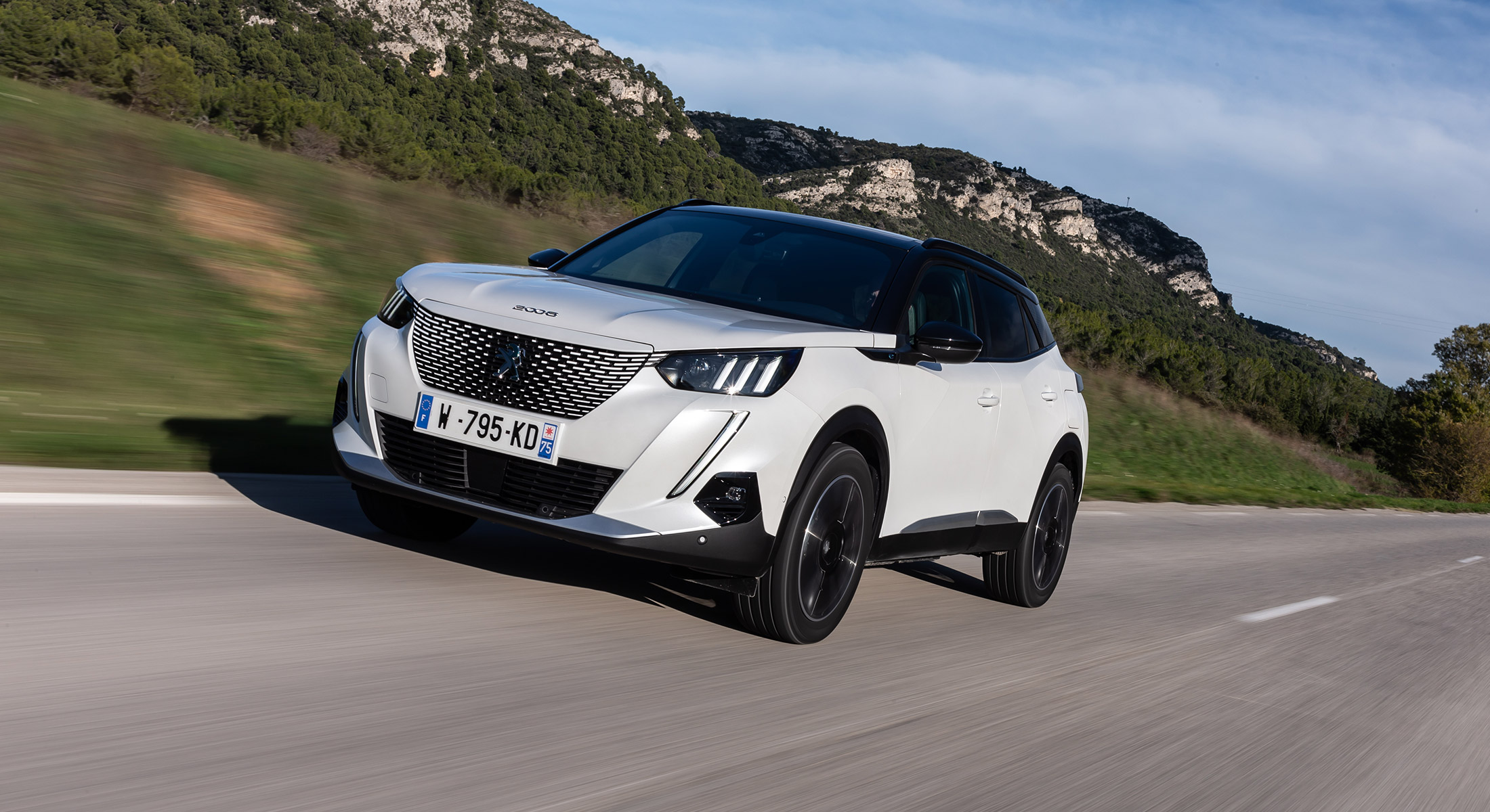 Peugeot e-2008 : nos premières impressions sur le SUV urbain dopé à l ...