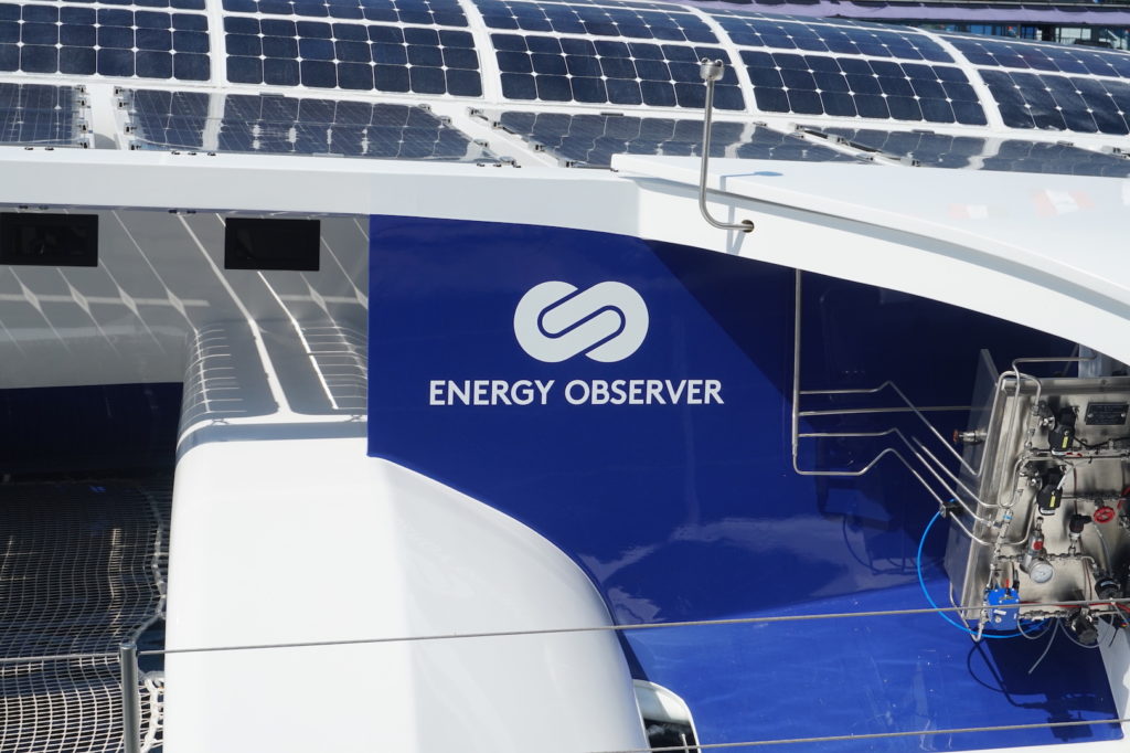 Energy Observer : le navire écolo et futuriste entame une odyssée de 6 ans
