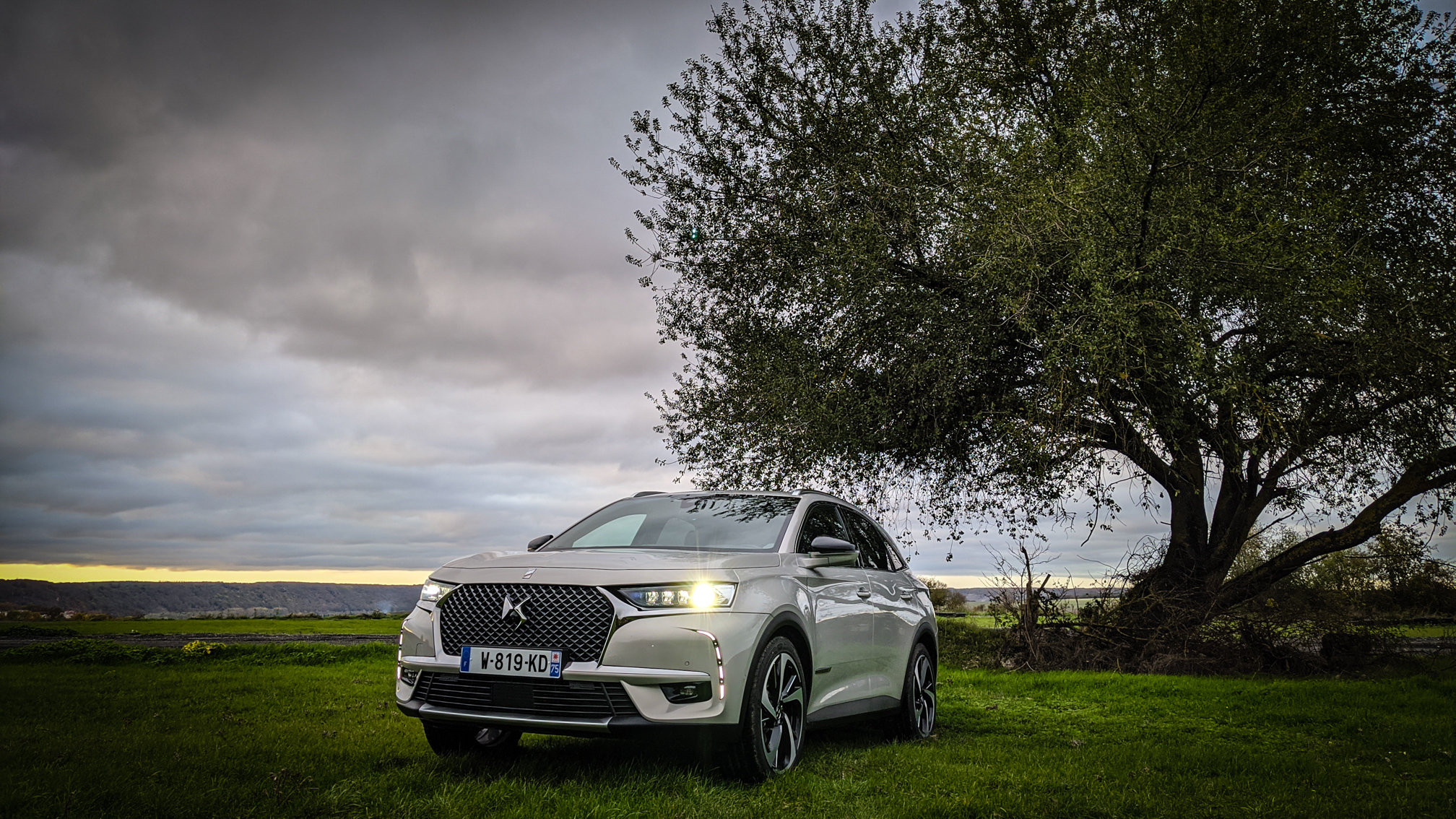 DS DS7 Crossback E-Tense : prix, fiche technique, actualités et essai ...