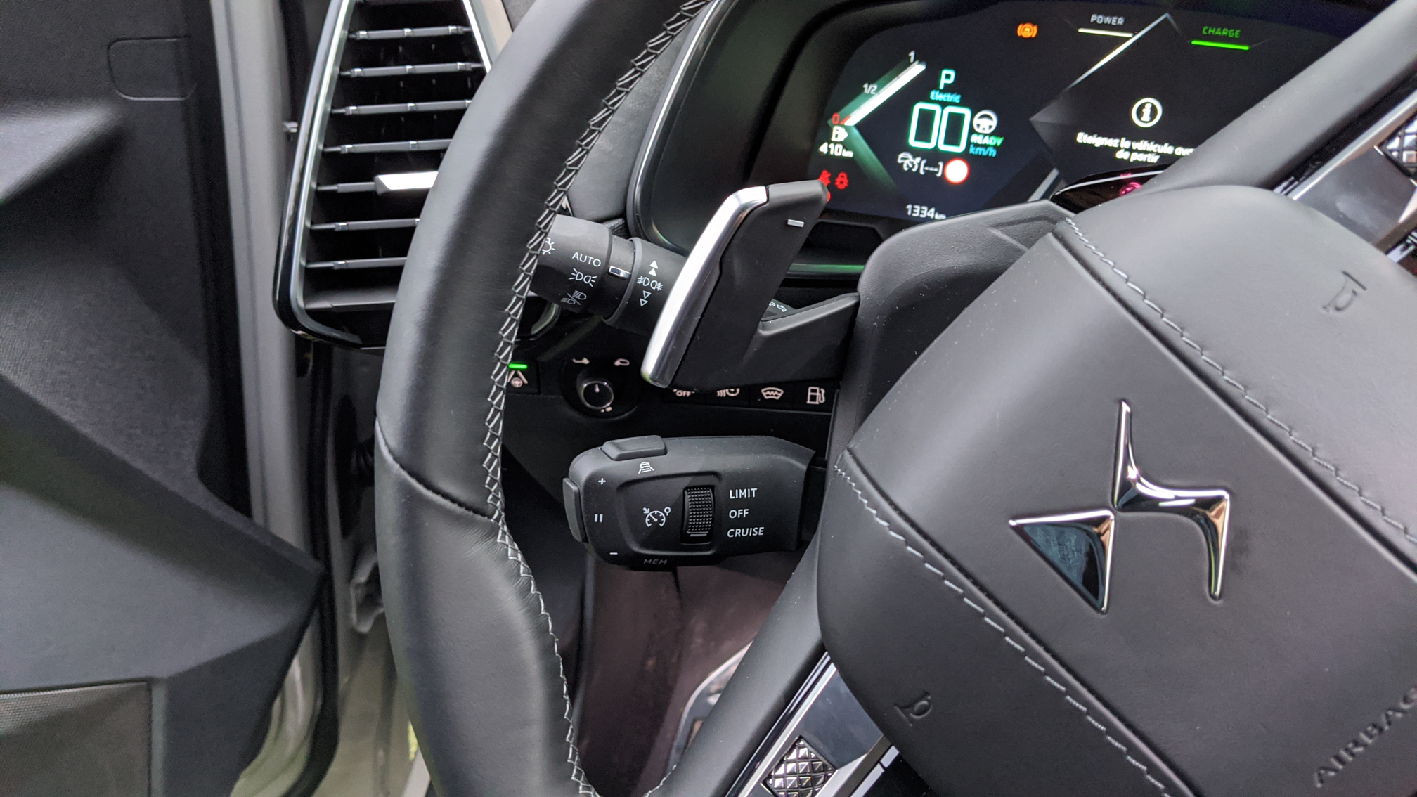 Essai du DS7 Crossback E-Tense 4x4 : la version électrifiée change-t ...