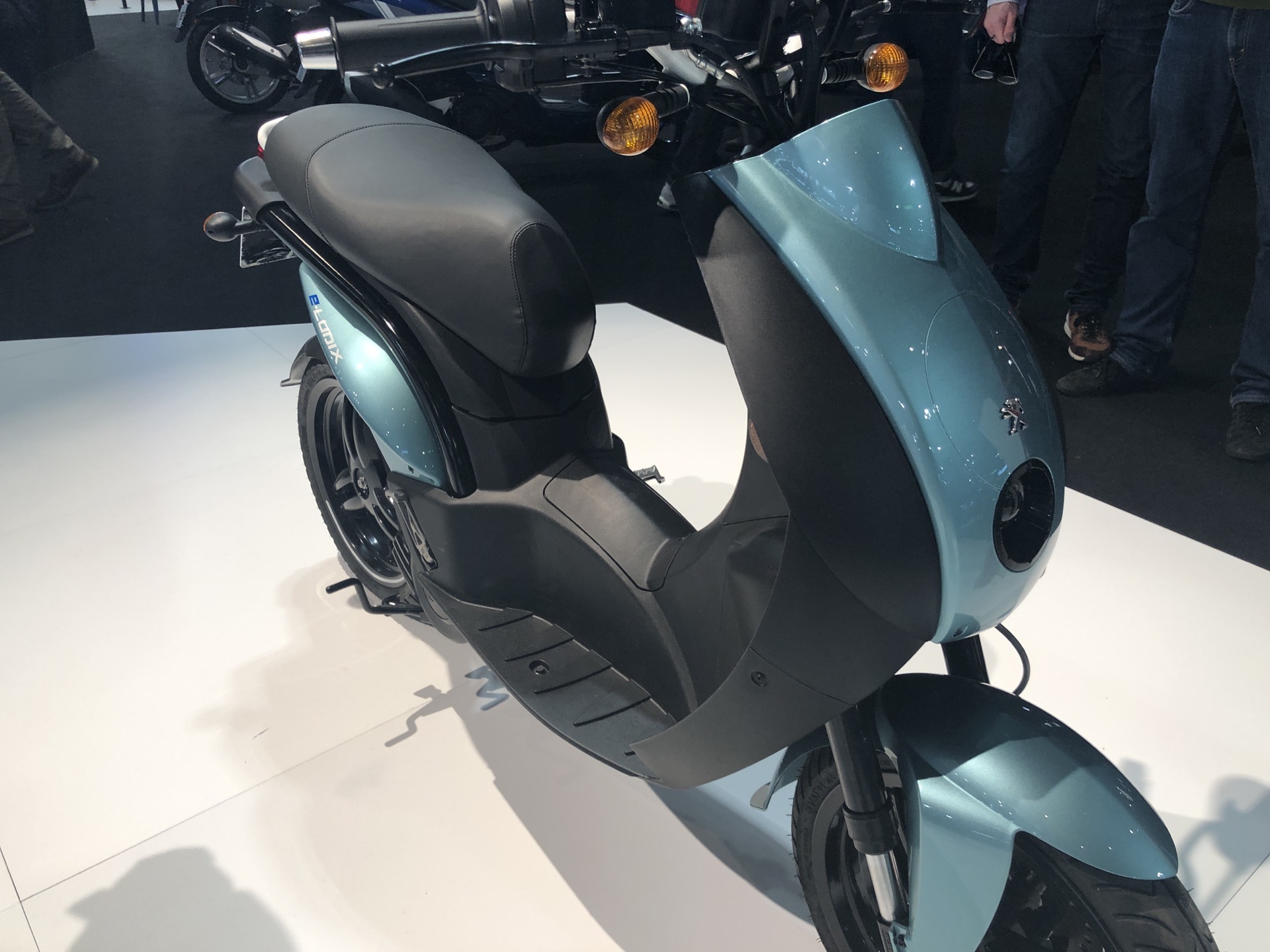 Peugeot dévoile e-Ludix, un nouveau petit scooter électrique pour « la ...
